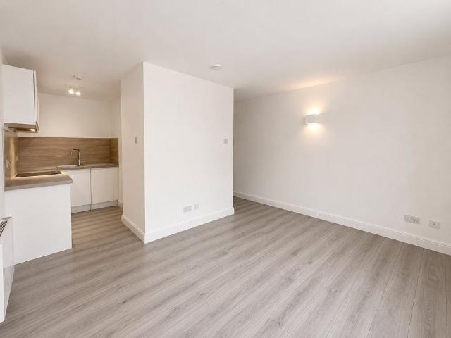 apartment to rent Howard Place, Brighton, East Sussex, BN1