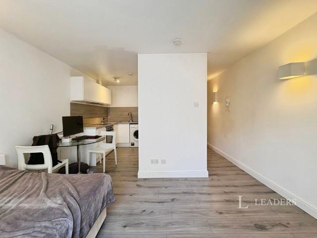 apartment to rent Howard Place, Brighton, East Sussex, BN1