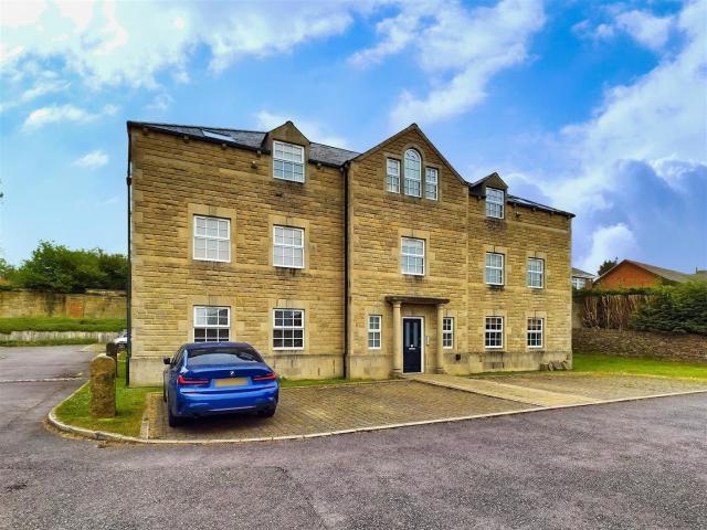 apartment to rent in 7 Ringinglow Close, Sheffield