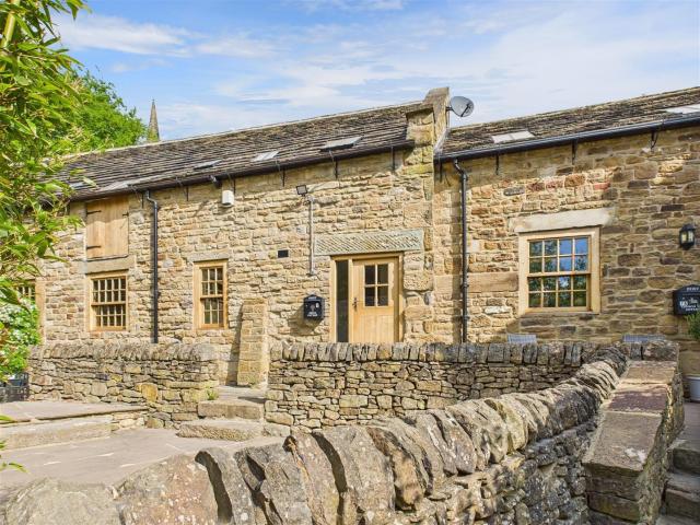 apartment to rent in 8 Church Street Mews, Dronfield