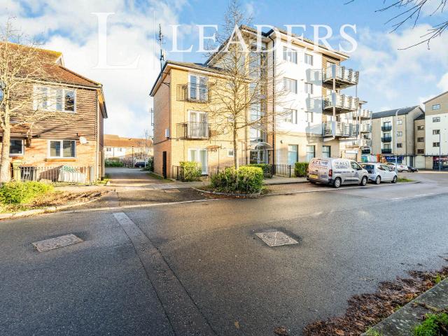 Apartment to rent in Tanfield Lane, Broughton, Milton Keynes, Buckinghamshire, MK10 | Leaders