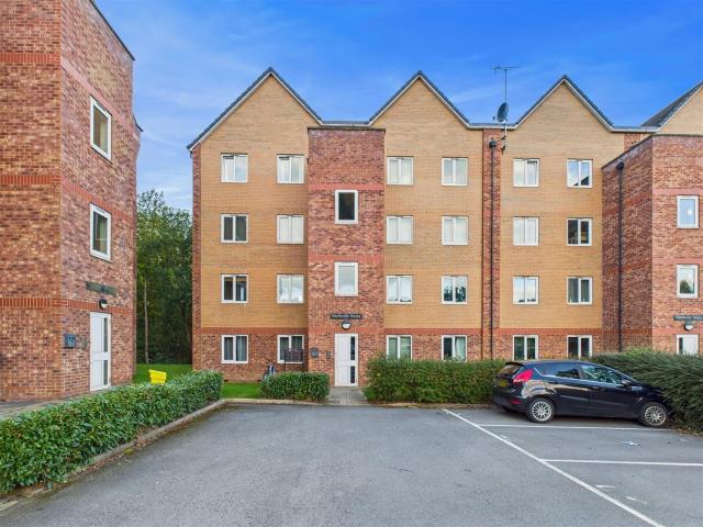 apartment to rent in Tapton Lock Hill, Chesterfield