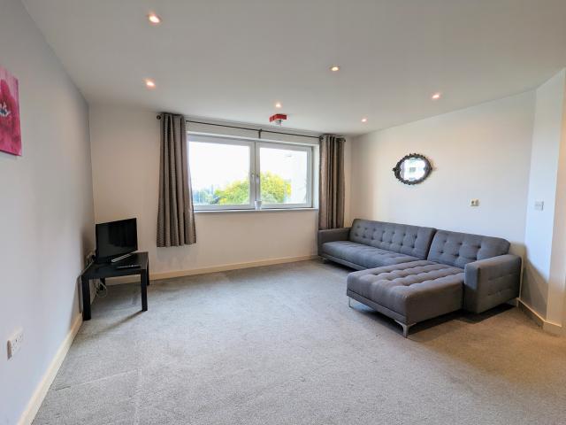 Apartment to rent in The Blue Building, Gunwharf Quays, Portsmouth, PO1 | Leaders