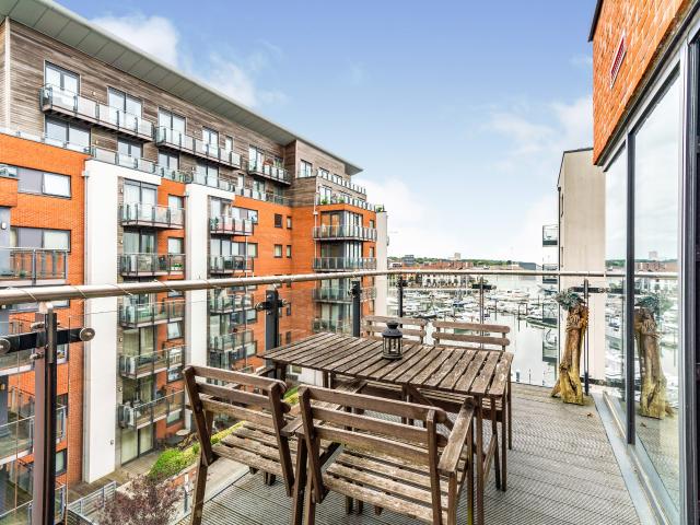 Apartment to rent in The Blake Building, Ocean Way, Southampton, SO14 | Leaders