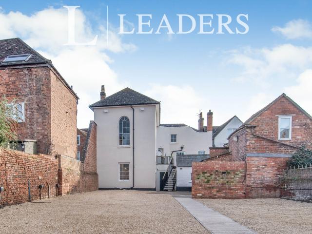 Apartment to rent in The Old Bank House, 10C New Street, Upton upon Severn, Worcester, WR8 | Leaders