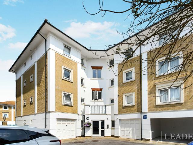 Apartment to rent in The Strand, Brighton Marina Village, Brighton, East Sussex, BN2 | Leaders
