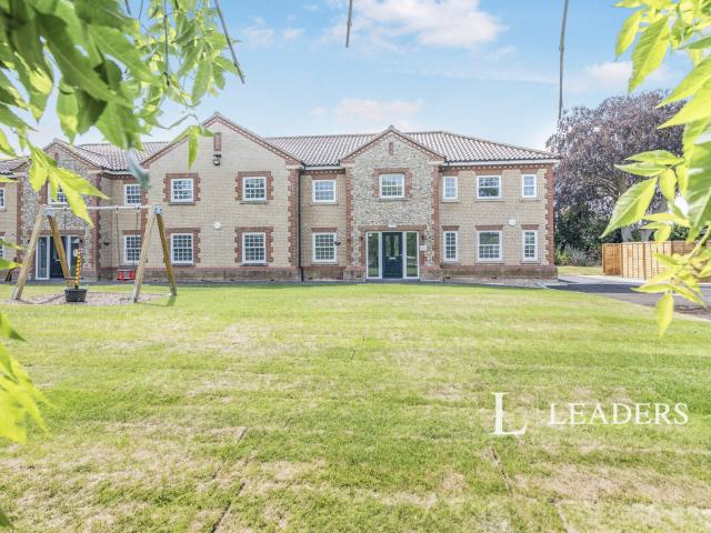 Apartment to rent in The Street, Catfield, Great Yarmouth, NR29 | Leaders
