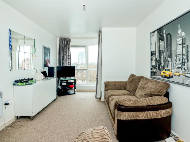 Apartment to rent in The Roundhouse, Gunwharf Quays, Portsmouth, PO1 | Leaders