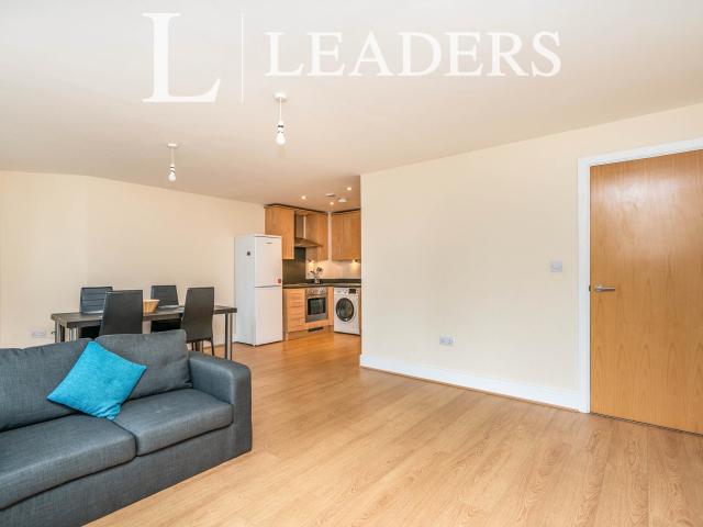 Apartment to rent in The Roundhouse, Gunwharf Quays, Portsmouth, PO1 | Leaders