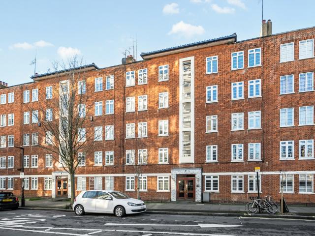 apartment to rent in Townshend Road, London, NW8