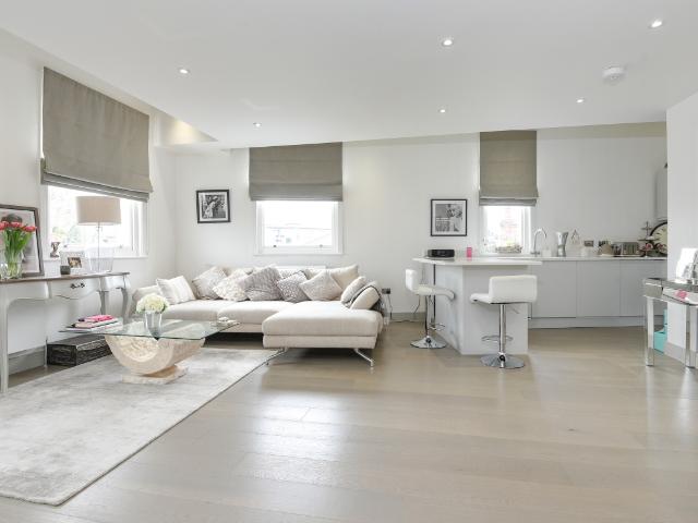 apartment to rent in Tranquil Passage, Blackheath, London, SE3