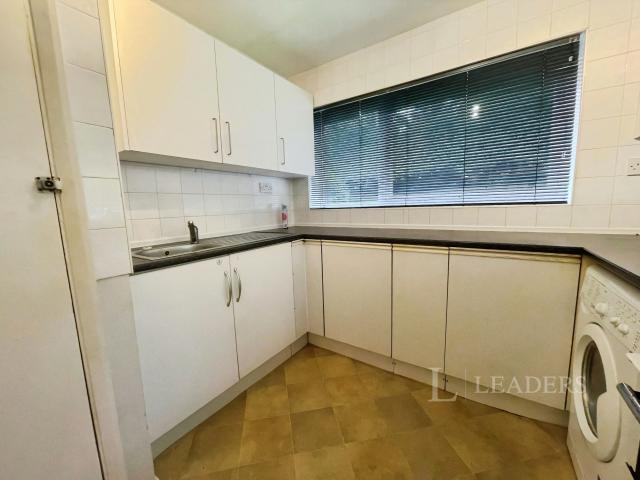 Apartment to rent in Tudor Court, West Street, Warwick, CV34 | Leaders