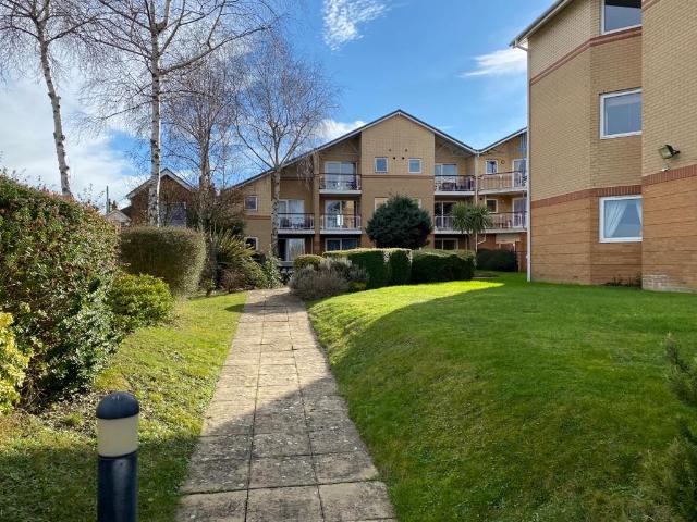 Apartment to rent in Vespasian Road, Southampton, SO18 | Leaders