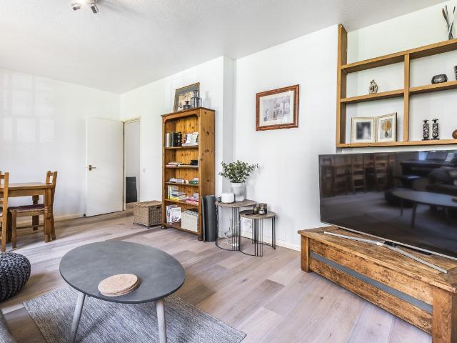 apartment to rent in Vicarage Crescent, Battersea, London, SW11