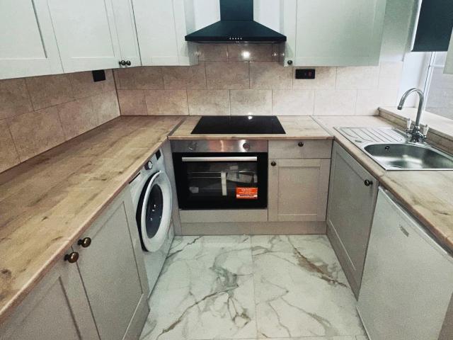 Apartment to rent in Vicarage Lane, Bognor Regis, West Sussex, PO22 | Leaders