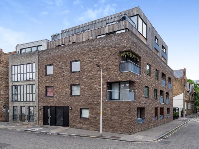apartment to rent in Warham Street, Camberwell, London, SE5