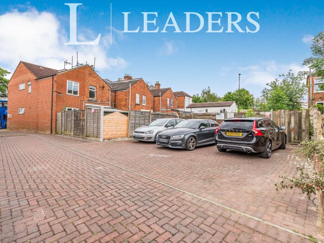 Apartment to rent in Warren Avenue, Southampton, SO16 | Leaders