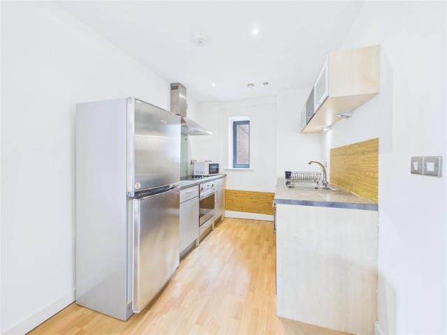 apartment to rent in West One Central, Fitzwilliam Street, Sheffield