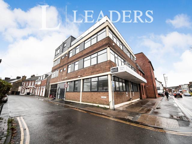 Apartment to rent in West Street, Dunstable, LU6 | Leaders