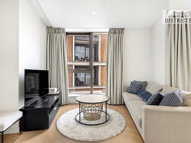 Apartment to rent in Westmark Tower, Newcastle Place, W2