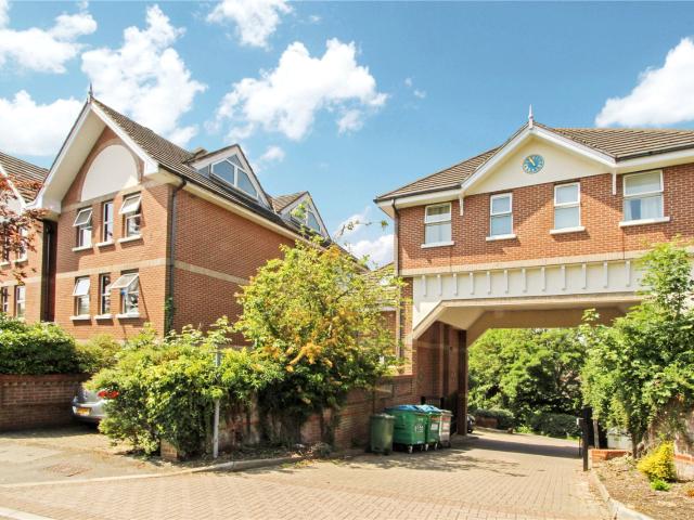 Apartment to rent in Westridge Road, Southampton, SO17 | Leaders