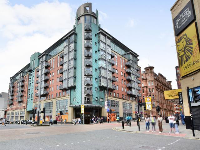 Apartment to rent in Whitworth Street West, Manchester, M1 | Leaders
