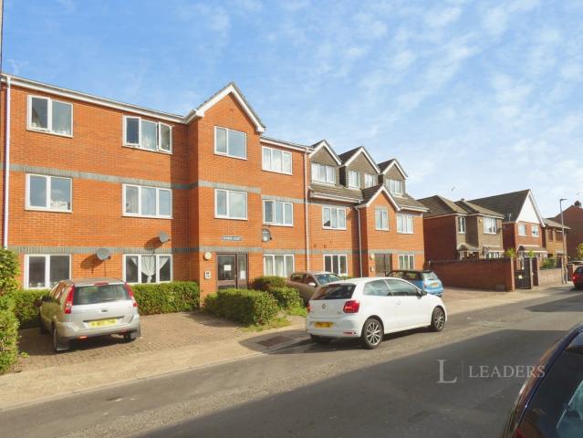 Apartment to rent in Winchester Road, Portsmouth, PO2 | Leaders