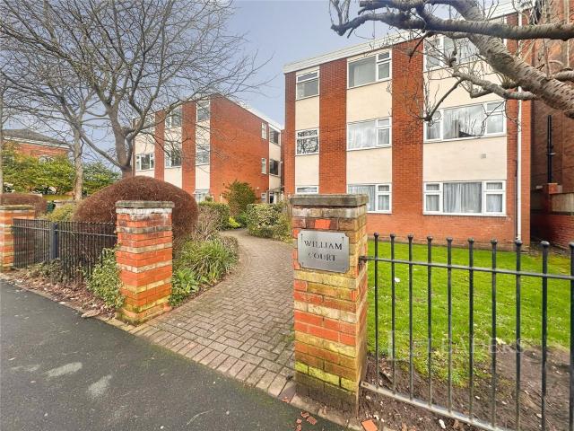 Apartment to rent in William Court, 49 Clarendon Road, Birmingham, West Midlands, B16 | Leaders