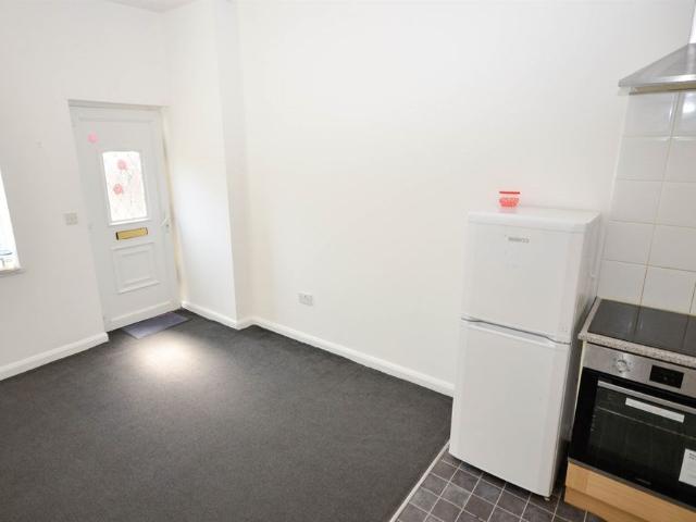 Apartment to rent in Albert Road, Jarrow, NE32