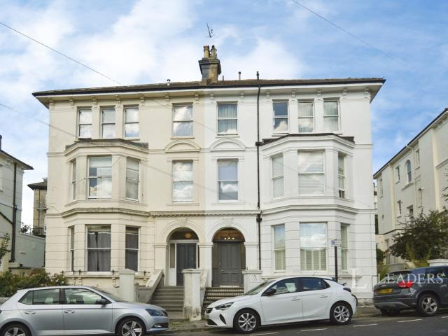Apartment to rent in Alexandra Villas, Brighton, East Sussex, BN1 | Leaders