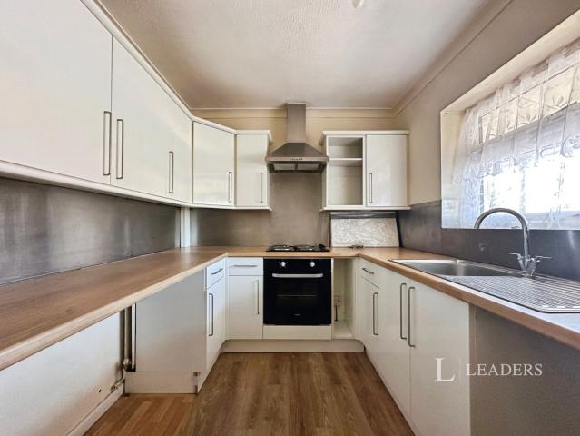 Apartment to rent in Alliance Close, Gosport, Hampshire, PO13 | Leaders