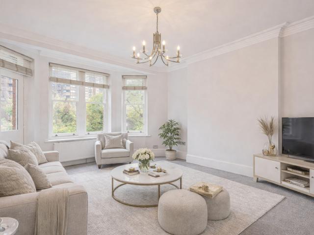 apartment to rent in Ashburnham Road, London, SW10