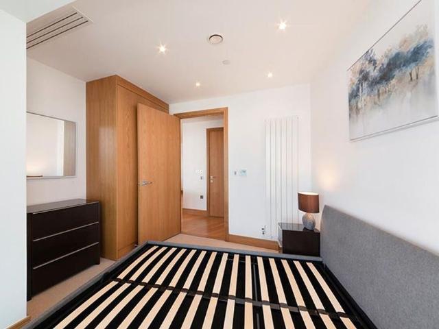 Apartment to rent in Arena Tower, E14