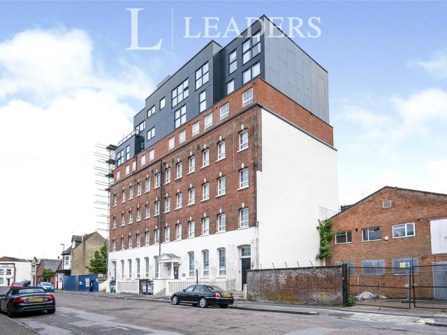 Apartment to rent in Atlantic Mansions, 151 Albert Road South, Southampton, SO14 | Leaders