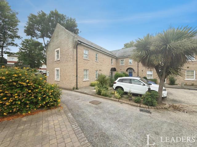 Apartment to rent in Ben Sainty Court, Witham, CM8 | Leaders