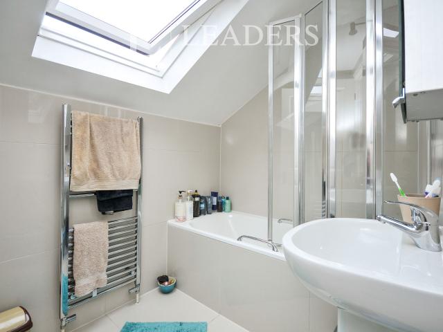 Apartment to rent in Beckenham Lane, Bromley, BR2 | Leaders