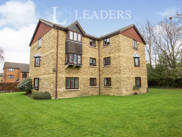 Apartment to rent in Beta Road, Woking, GU22 | Leaders