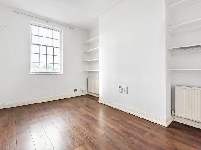 apartment to rent in Blackheath Road, Greenwich, SE10