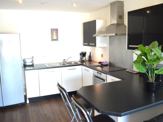 Apartment to rent in Broughton House, 50 West Street, Sheffield, S1 | Leaders