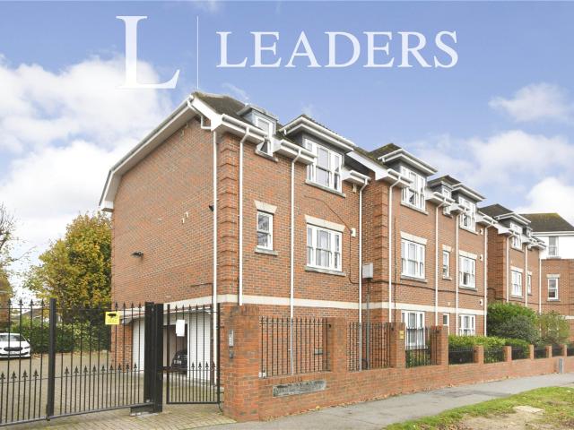 Apartment to rent in Broomfield Road, Chelmsford, Essex, CM1 | Leaders