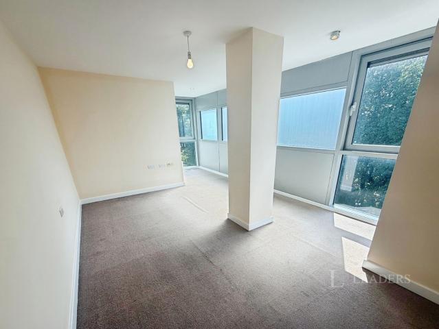 Apartment to rent in Bramall Lane, Sheffield, S2 | Leaders