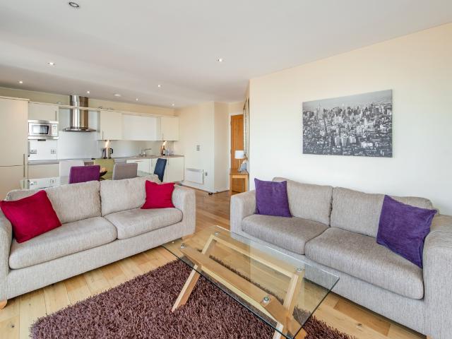apartment to rent in Brewhouse Yard, London, EC1V