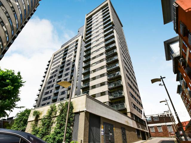 Apartment to rent in Britton House, 21 Lord Street, Manchester, M4 | Leaders