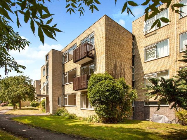 Apartment to rent in Cambanks, Cambridge, CB4 | Leaders