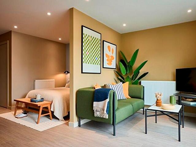 Apartment To Rent In Candleriggs, Trongate, Glasgow, G1