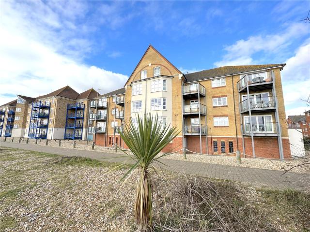 Apartment to rent in Caroline Way, Eastbourne, East Sussex, BN23 | Leaders