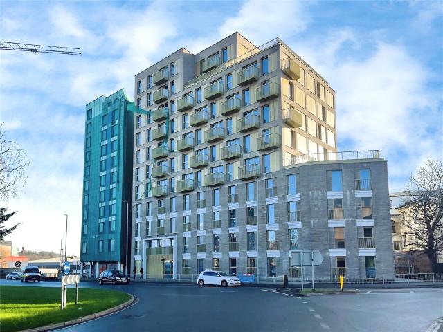 Apartment to rent in CastleStreet, Luton, Bedfordshire, LU1 | Leaders