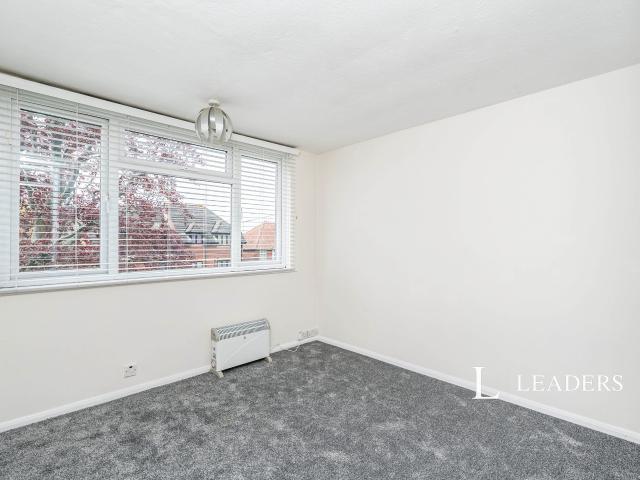 Apartment to rent in Christine Court, Cobbett Road, Southampton, SO18 | Leaders