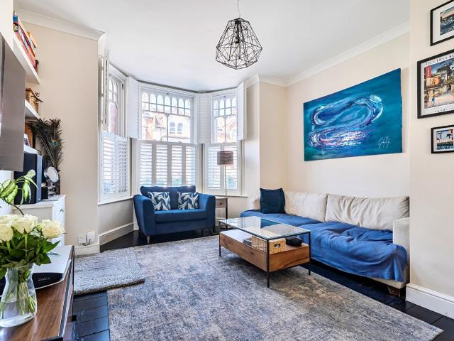 apartment to rent in Church Lane, Crouch End, London, N8