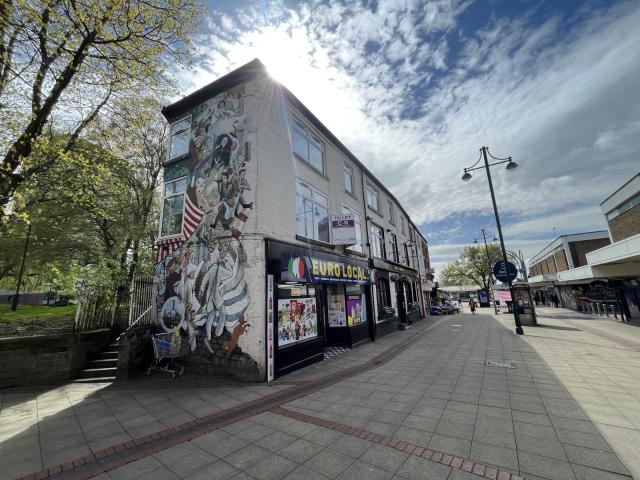 apartment to rent in Church Street, Eccles, M30 0BJ